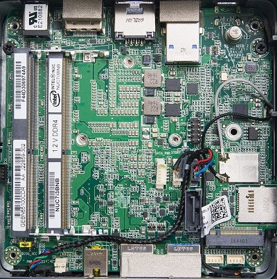 Comprar Intel NUC7i3BNB placa base LGA 1356 (Zócalo B2) UCFF | Phone House